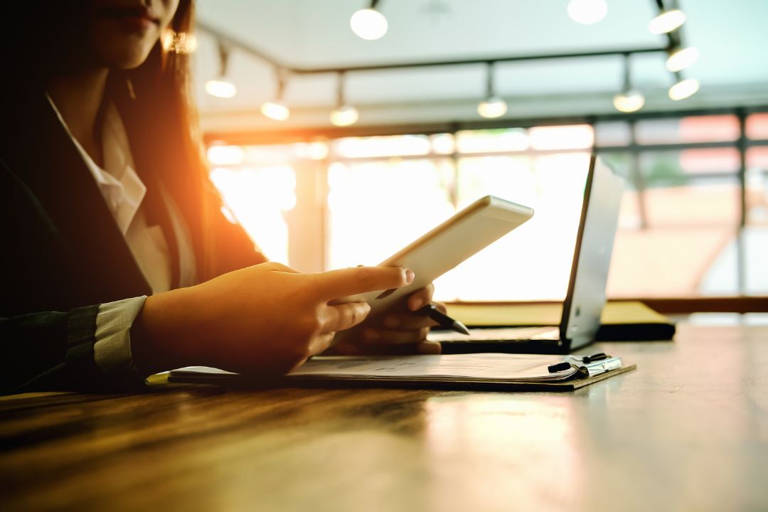 Digital HR Solutions and Transformation - HRLocker